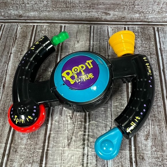 Hasbro | Other | Vintage 998 Original Bop It Extreme Electronic Handheld Family Hasbro Game ...